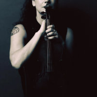 Jessica Moss Tour 2024/2025 - Find Dates and Tickets - Stereoboard